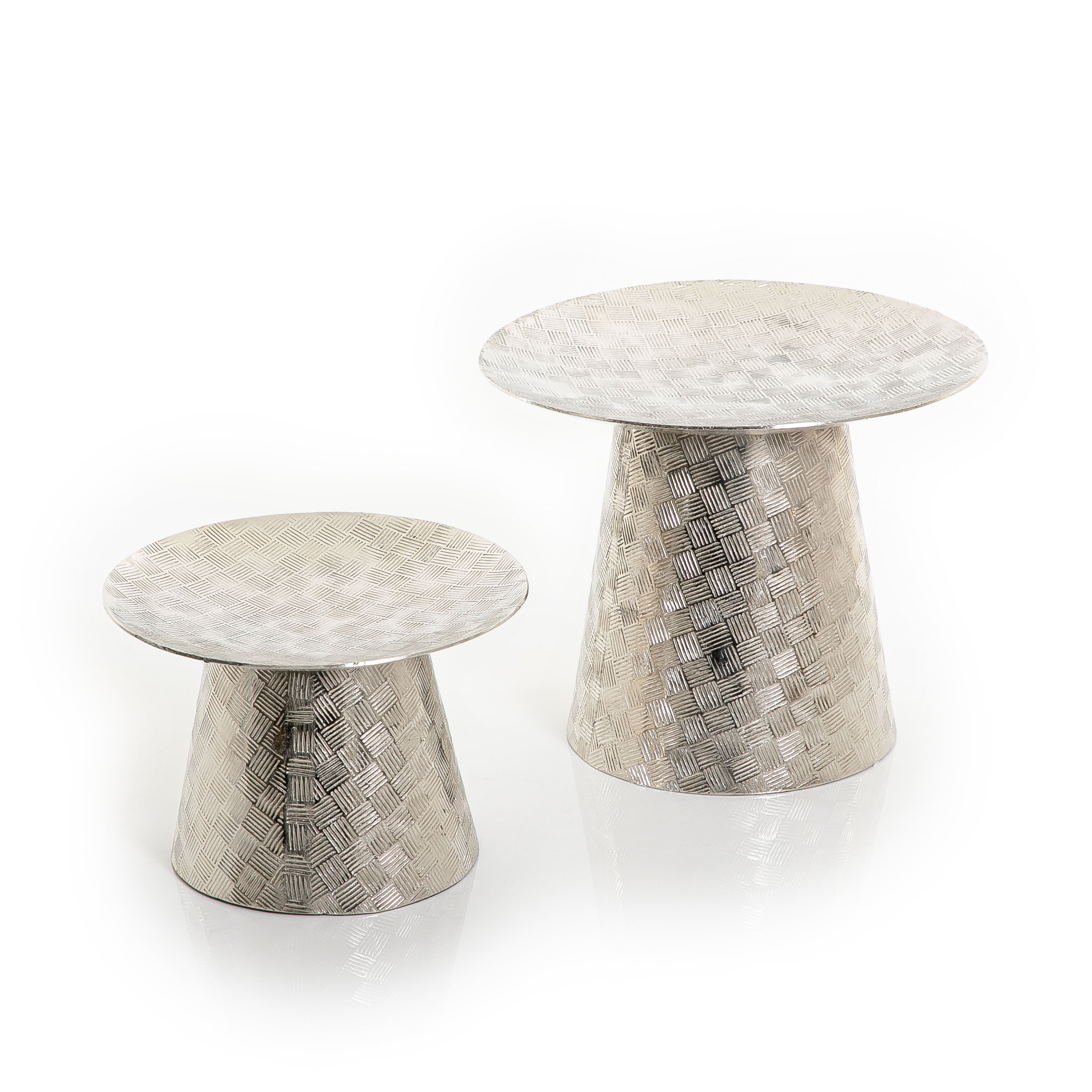 Set of 2 metal stands – Cascades UAE