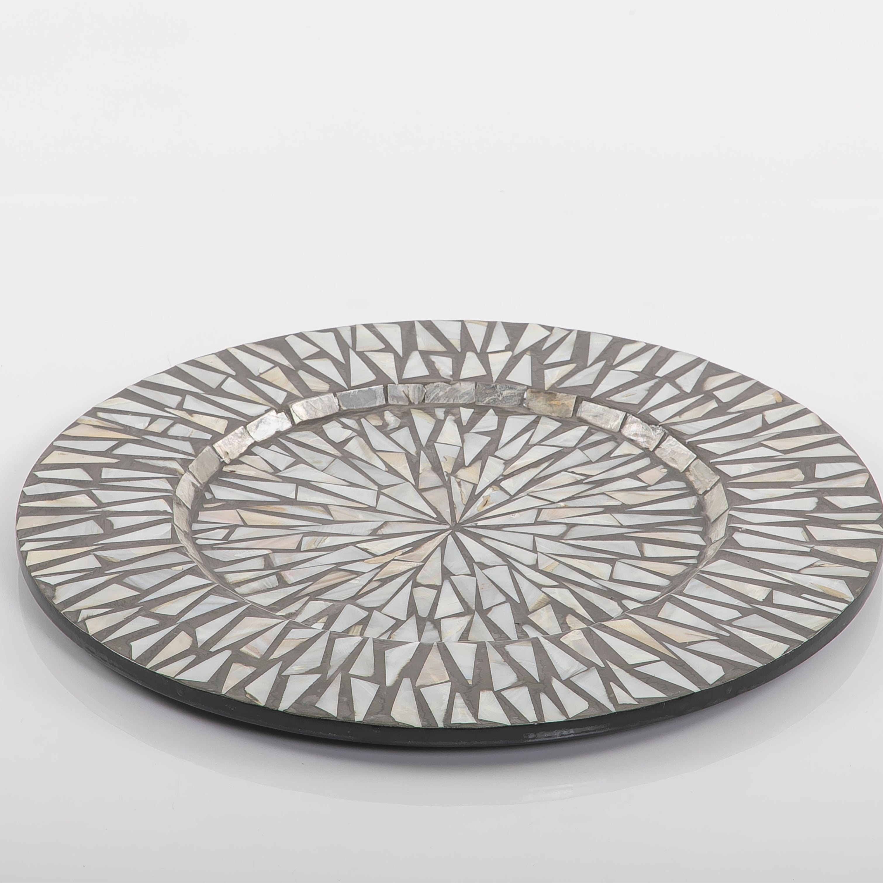 Round Vietnamese Mop plate – Cascades UAE